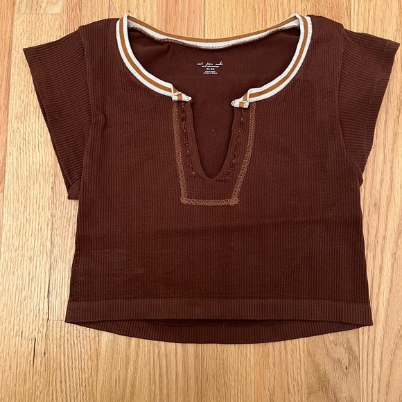 Urban Outfitters | Tops | Urban Outfitters Brown Ribbed Crop Top Size ...